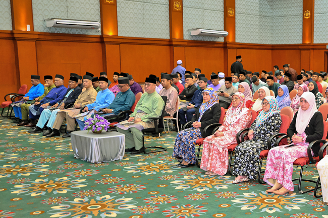 Religious events mark Israk Mikraj celebration - EB