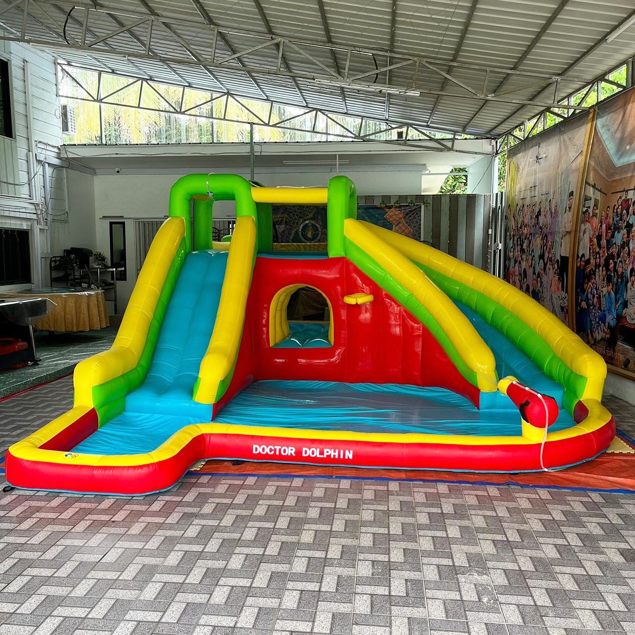 Kids Bouncer for rent 🇧🇳! - EB