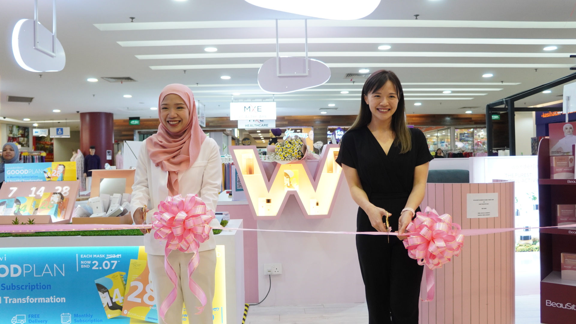 WonderLab unveils fourth branch at Times Square - EB