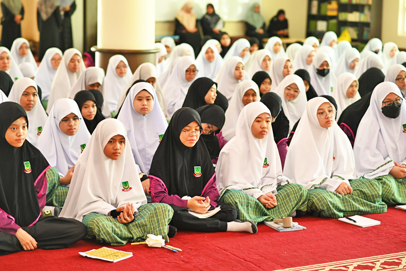 Program bimbing pelajar pelihara kesejahteraan ketika berpuasa - EB