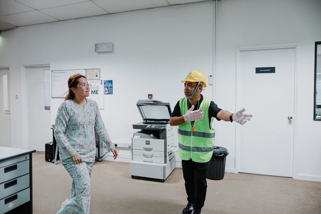 Brunei Press conducts fire drill to boost workplace safety awareness - EB