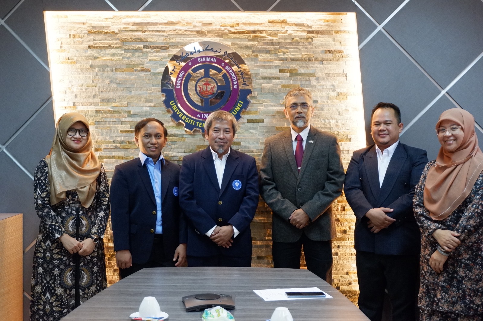 INSTITUT PERTANIAN BOGOR UNIVERSITY DELEGATES EXPLORE COLLABORATION ...