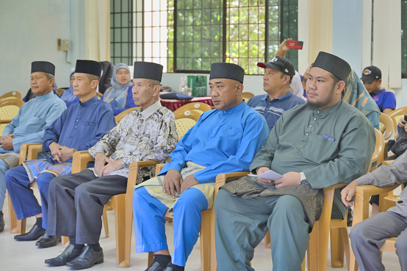 Mohammad Ariffin diundi calon Ketua Kampung Labi 1 - EB