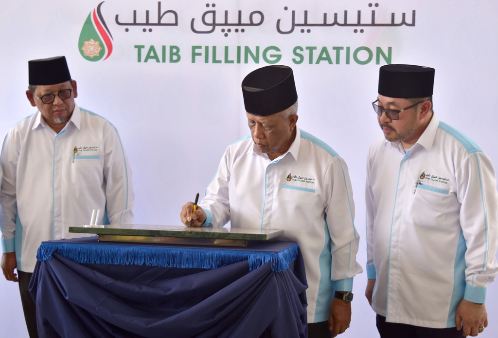 Stesen minyak TAIB Cawangan Delima beroperasi semula - EB